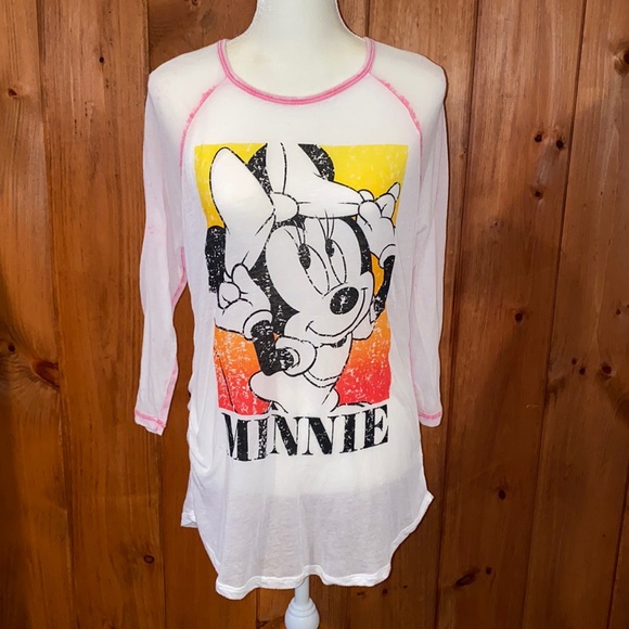 Disney | Tops | Disney Minnie Mouse Top | Poshmark